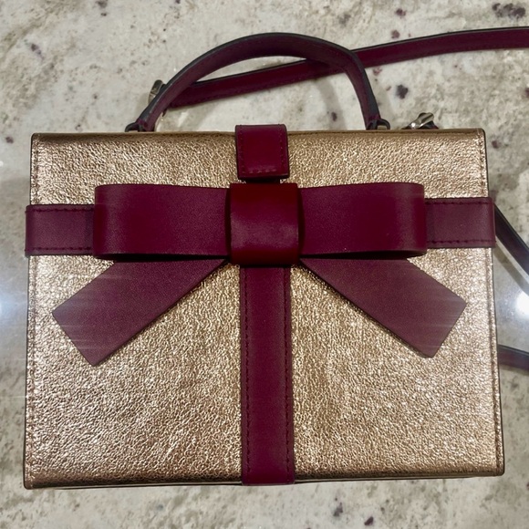 kate spade | Bags | Kate Spade Wrapping Party Gift Box Crossbody Gold ...